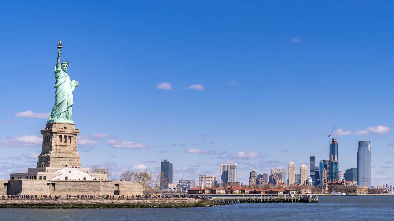 30 Famous US Landmarks You Must Visit