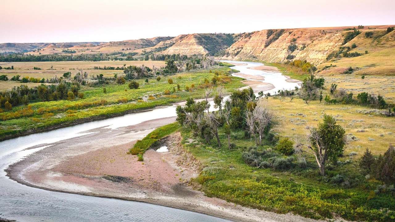 50 Interesting & Fun Facts About North Dakota State to Know (Updated in ...