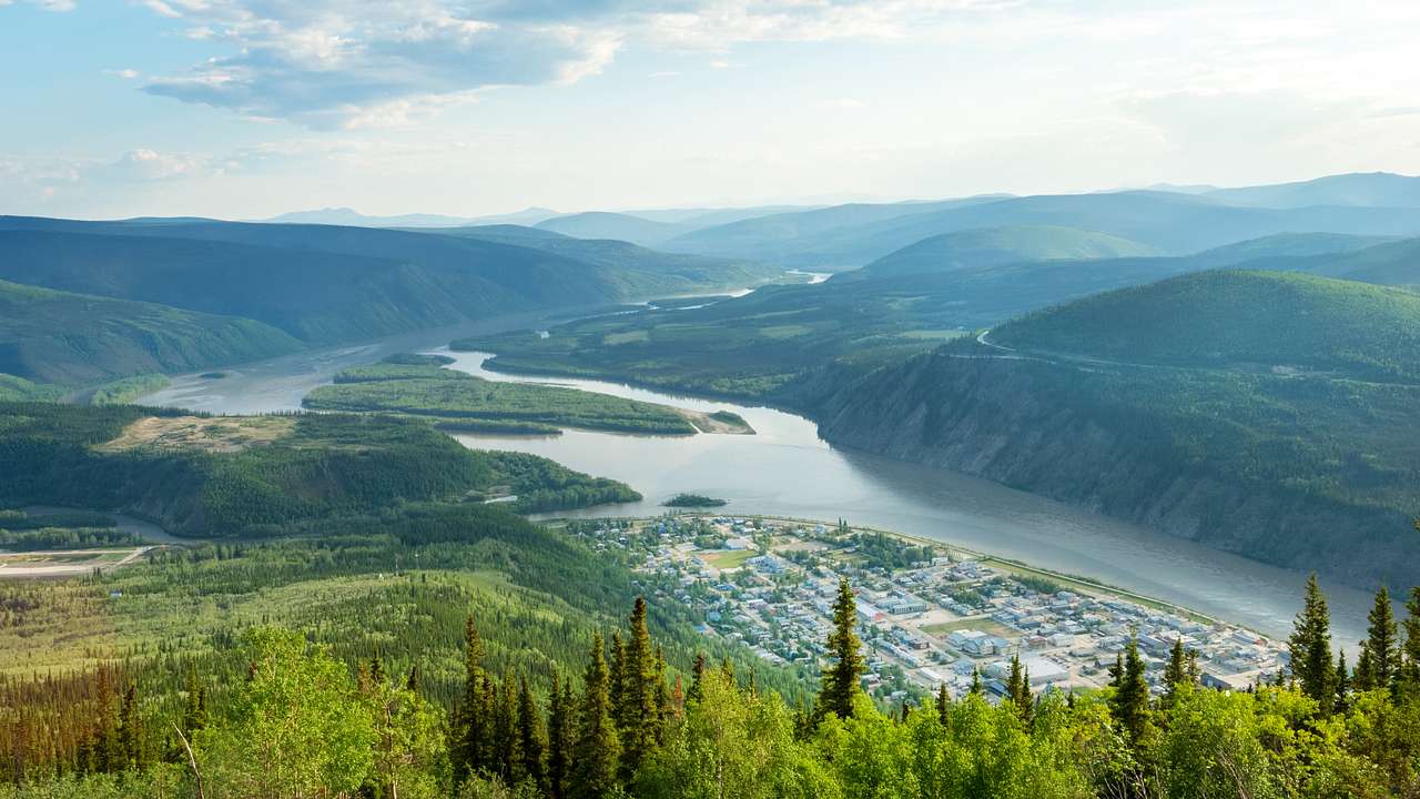 50 Interesting & Fun Facts About Alaska State to Know (Updated in 2023)