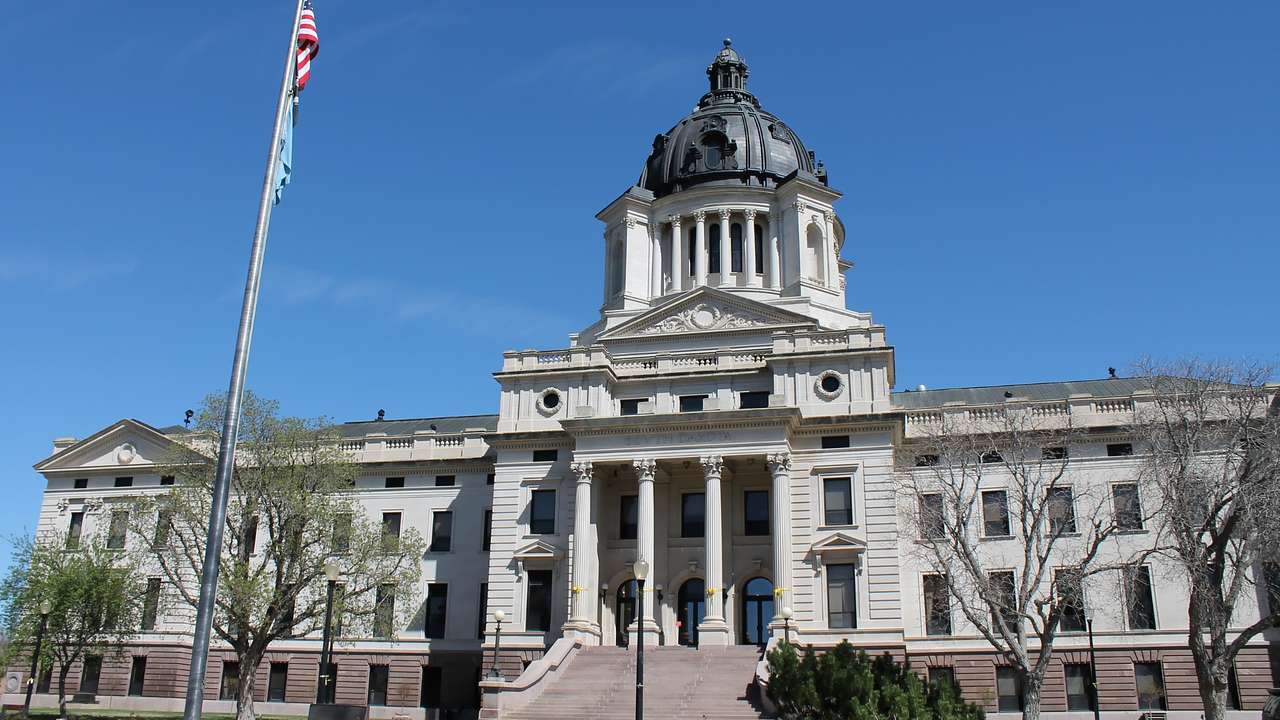 50 Interesting & Fun Facts About South Dakota State (Updated in 2023)