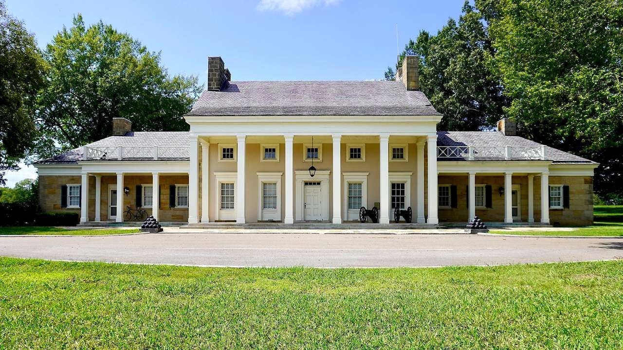 25 Famous Landmarks in Tennessee You Must See
