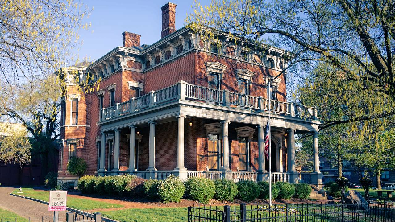 15 Landmarks in Indianapolis You Must See (Updated in 2023)