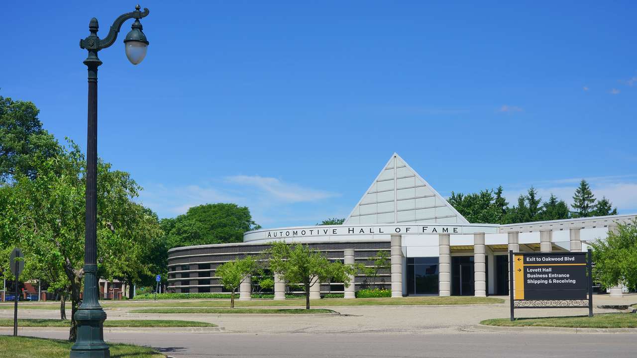 30 Detroit Landmarks That Can't be Missed (Updated in 2023)