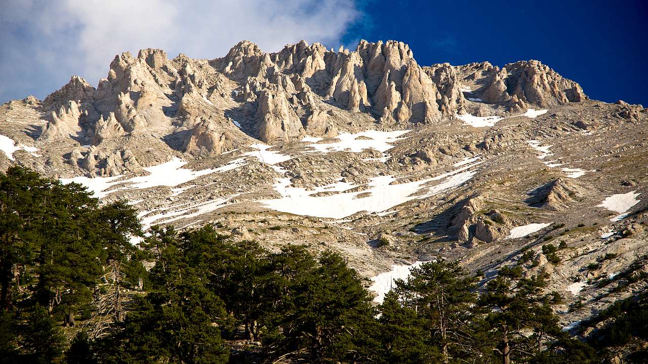 35 Famous Greek Landmarks to Visit (Updated in 2023)