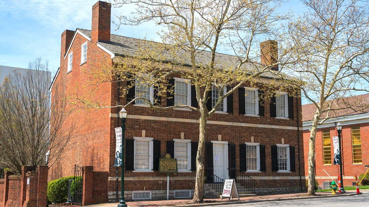 25 Famous Kentucky Landmarks You Must See